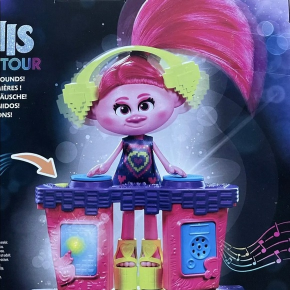 Toys | Dreamworks Trolls World Tour Party Dj Poppy Fashion Doll Musical ...